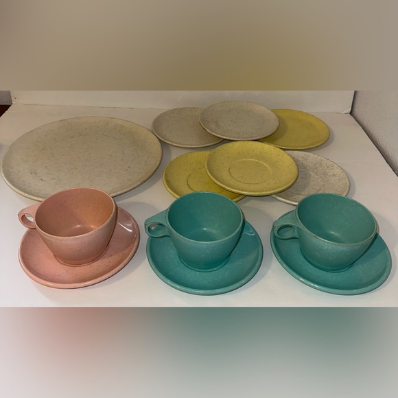 imperial ware | Kitchen | Vintage Imperial Ware Melmac Melamine Saucers ...